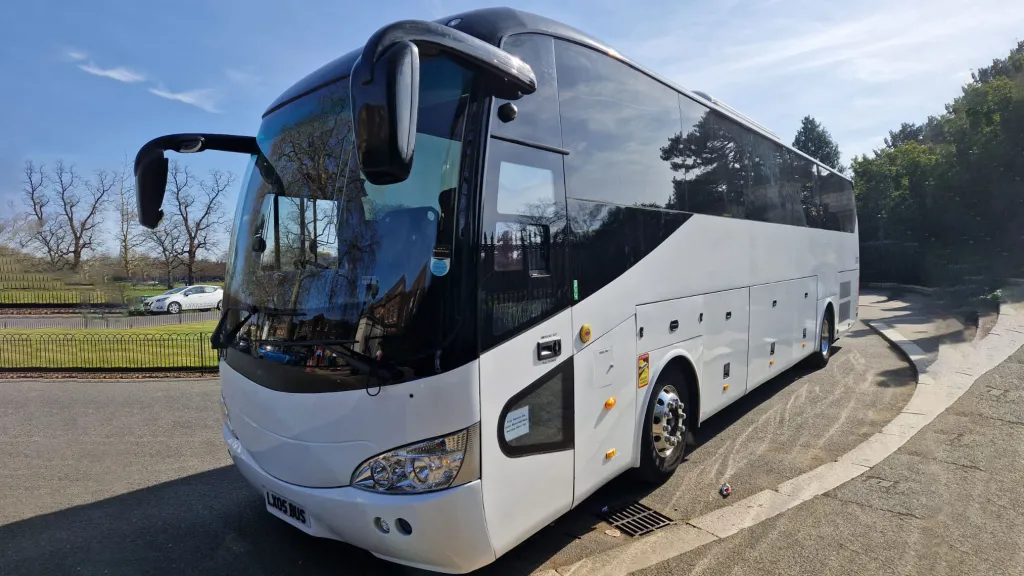 49 Seater Coach Hire with Driver UK | Large Group Events | Minibus ...